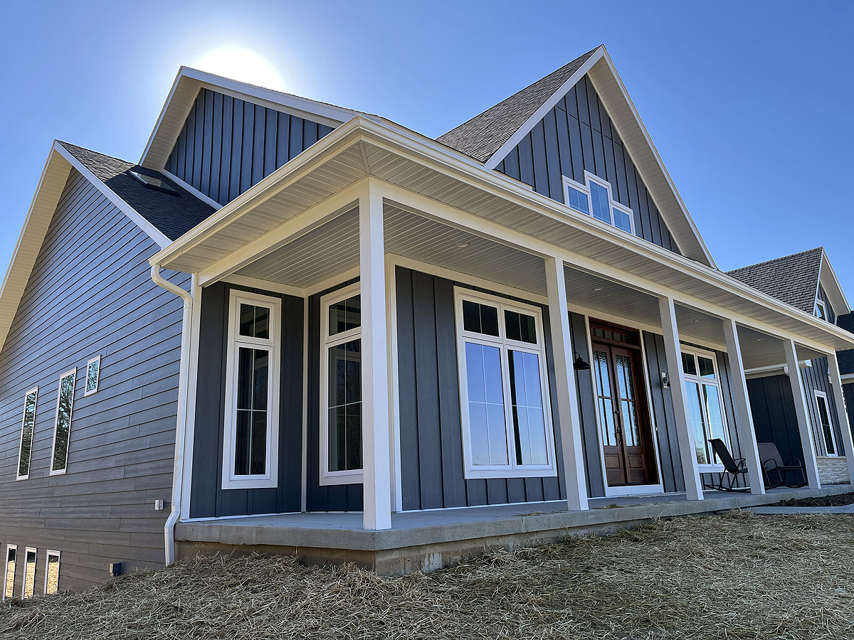 columns-exterior | Custom Homes by Tompkins Construction