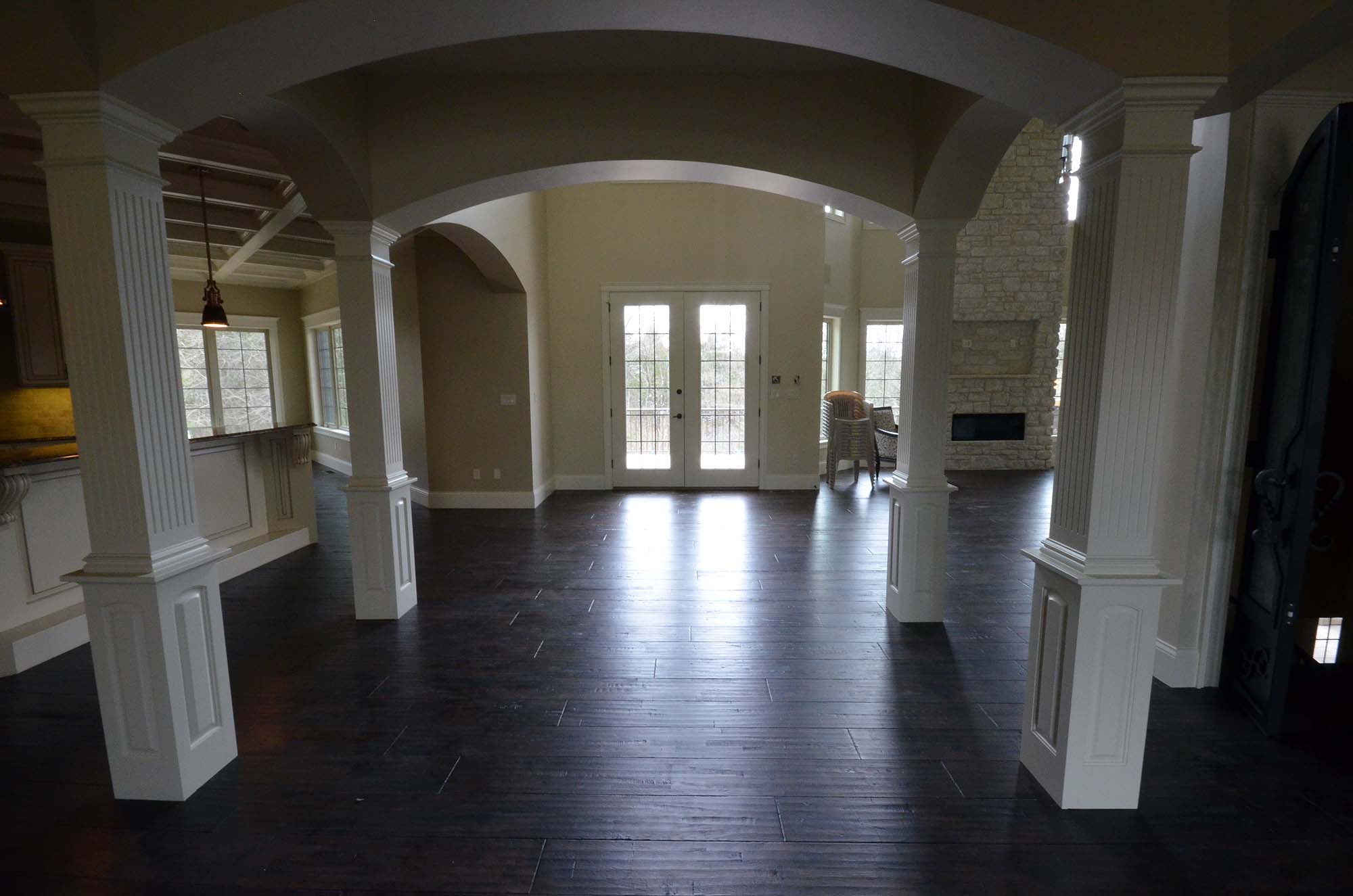 columns-interior | Custom Homes by Tompkins Construction