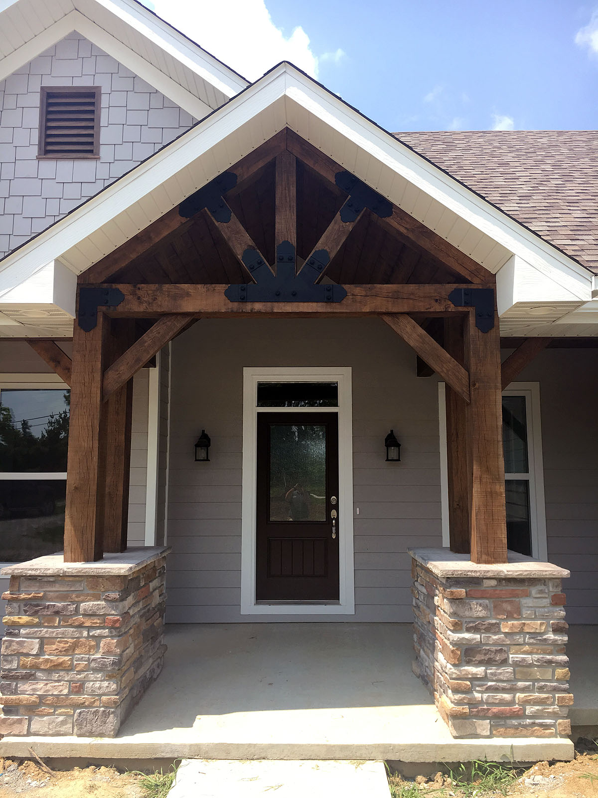 columns-exterior | Custom Homes by Tompkins Construction